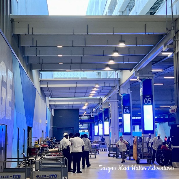 Royal Caribbean’s Oasis of the Seas, Embarkation Day in Miami! | Taryn ...